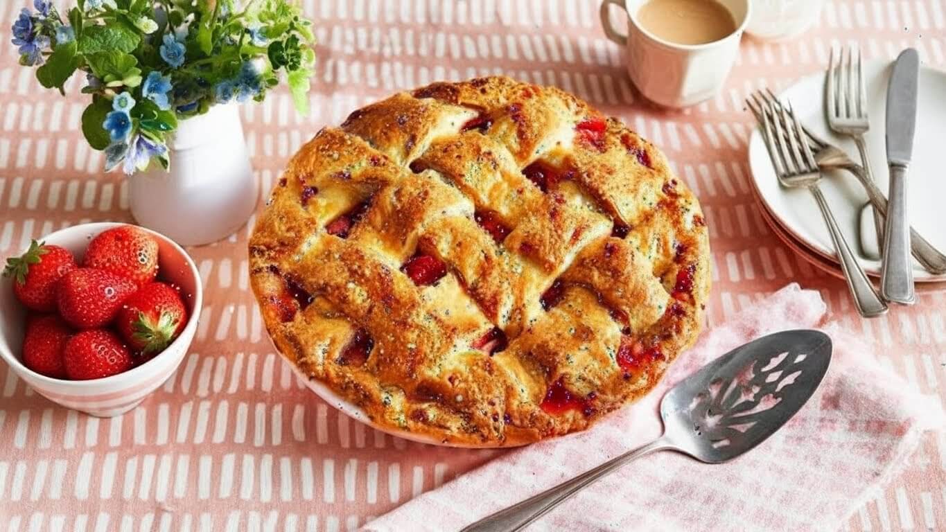 Pioneer Woman Strawberry Rhubarb Pie Recipe